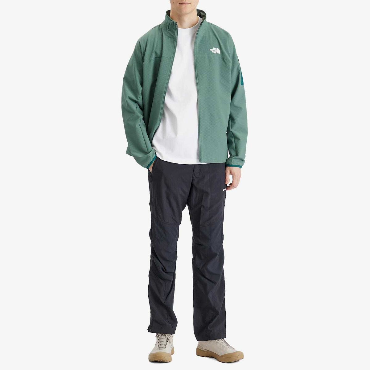 The North Face Men's Tek Approach Jacket in Duck Green The North Face