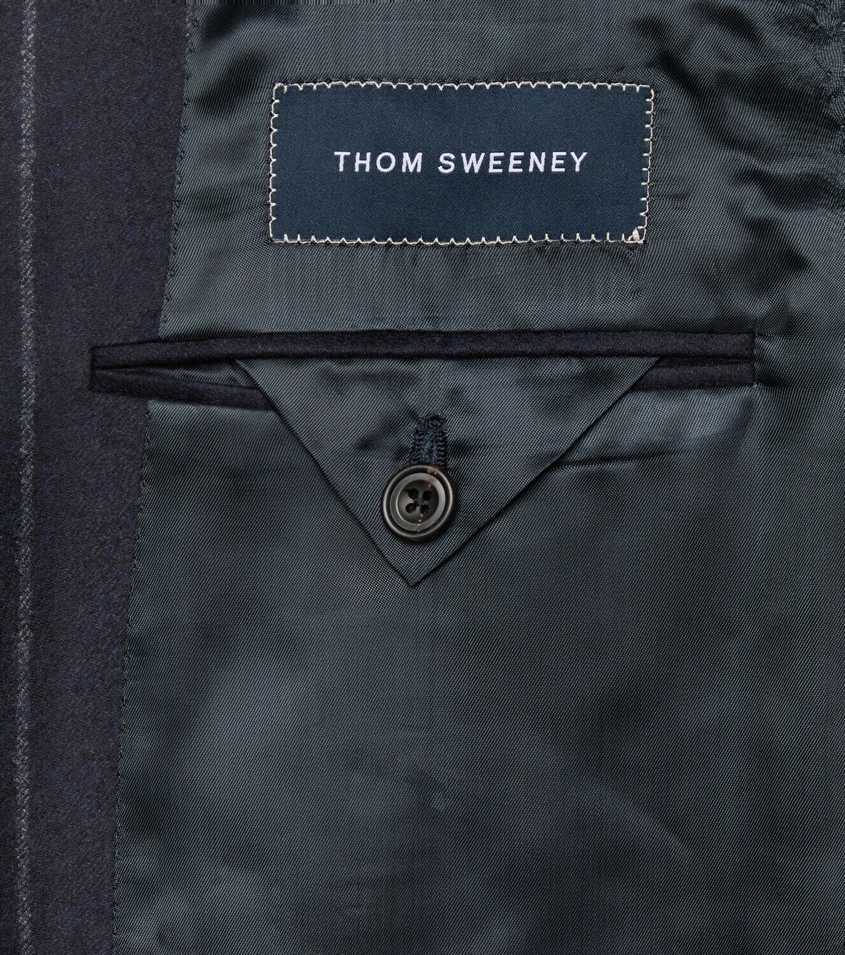 Thom Sweeney Pinstripe wool and cashmere suit Thom Sweeney