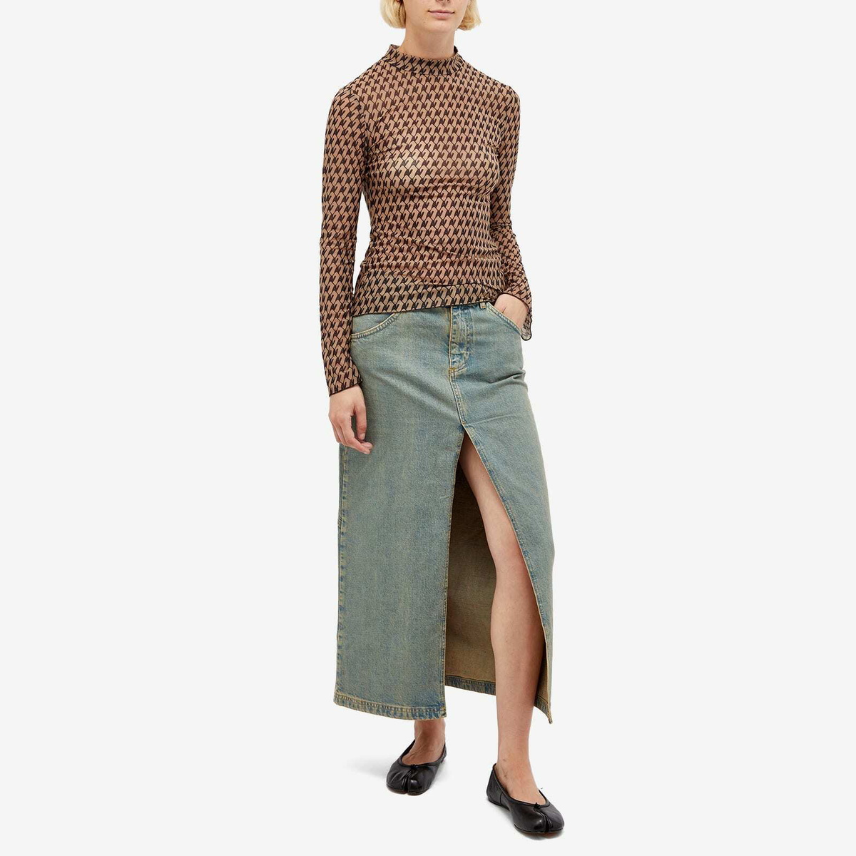 AVAVAV Women's Apartment Layering Top in Av Signature/Dark AVAVAV