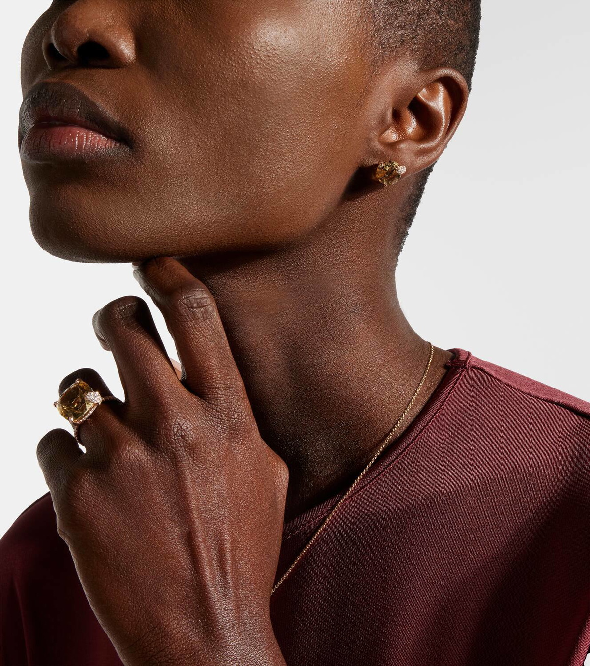 Bucherer Fine Jewellery Peekaboo 18kt rose gold earrings with beryls ...