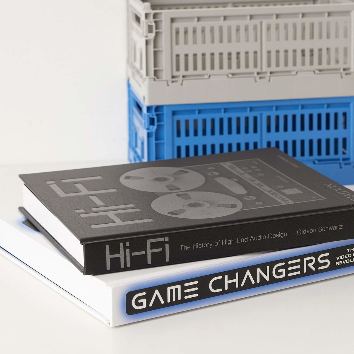 Phaidon Hi-Fi: The History of High-End Audio Design in Gideon Schwartz ...