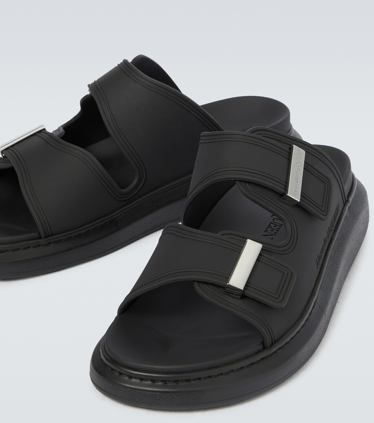 Alexander McQueen - Oversized Hybrid slides Alexander McQueen