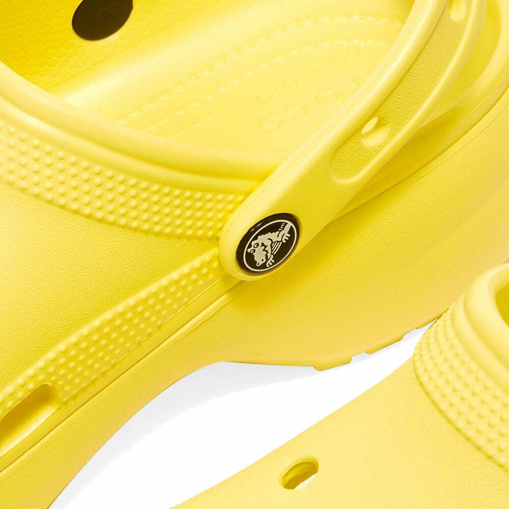 Crocs Women's Classic Platform Clog W in Banana Crocs