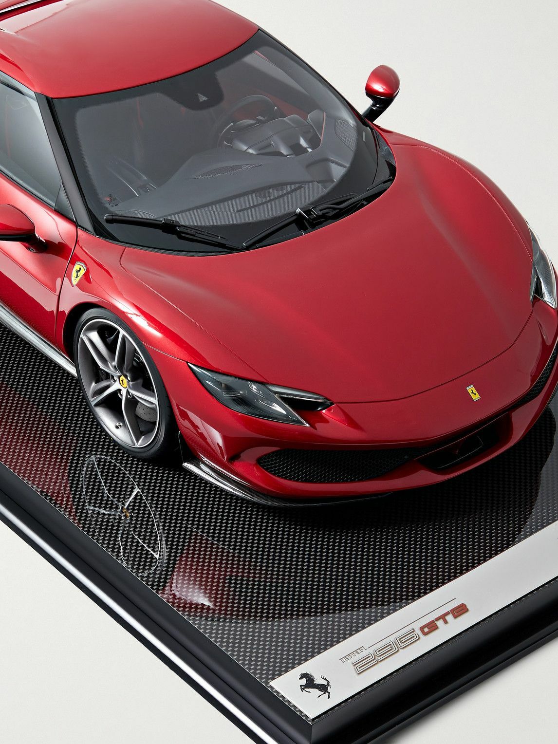 Amalgam Collection - Ferrari 296 GTB 1:8 Model Car Amalgam Collection