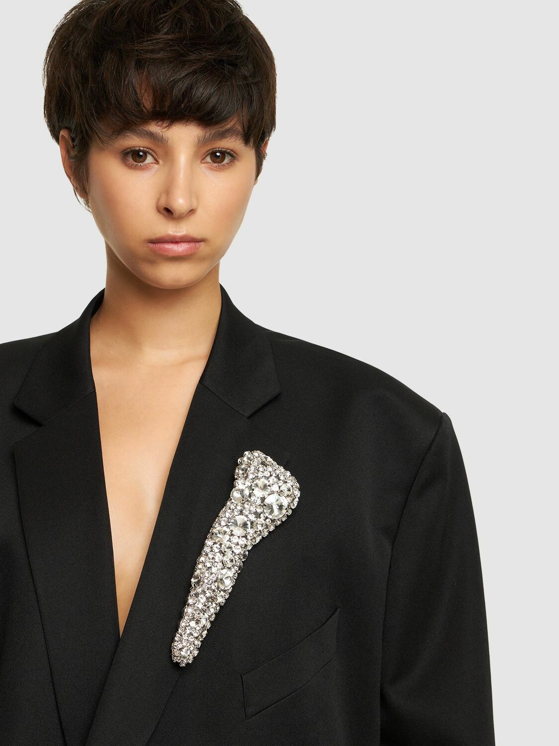 AREA Bone Crystal Brooch AREA