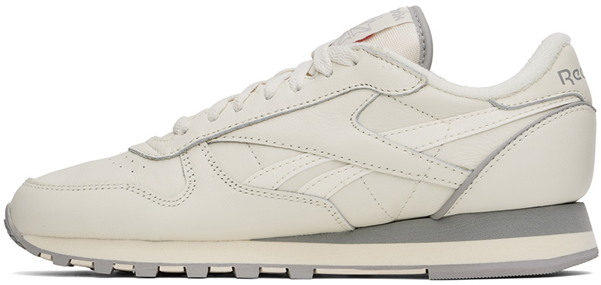 Reebok Classics Off-White Classic Leather 1983 Vintage Sneakers Reebok ...