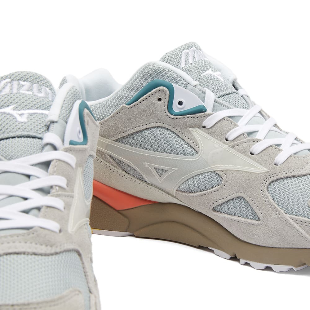 Mizuno Men's Sky Medal S Sneakers in Grey/Papyrus/Orange Mizuno