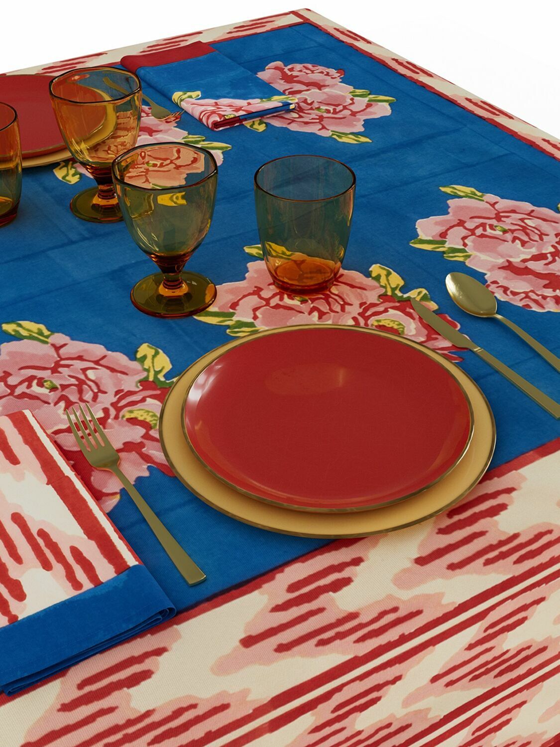 LISA CORTI Nina Rose Blue Tablecloth Lisa Corti