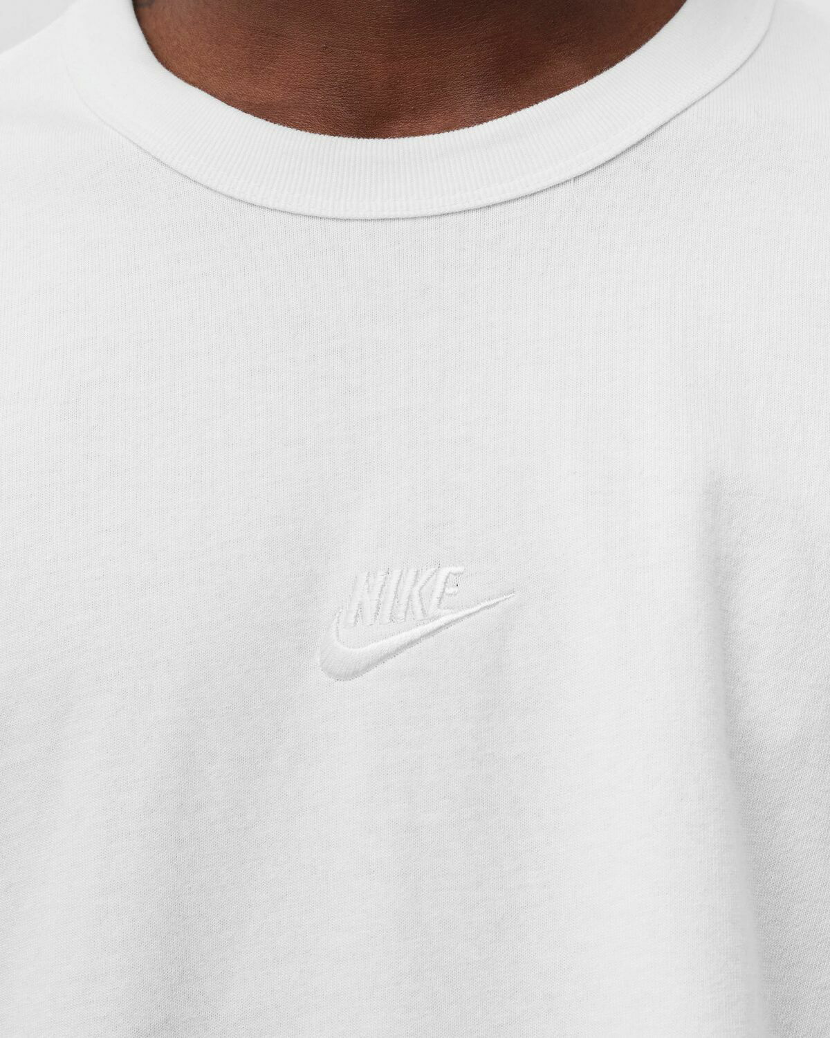 Nike Premium Essentials Longsleeve White Longsleeves Nike