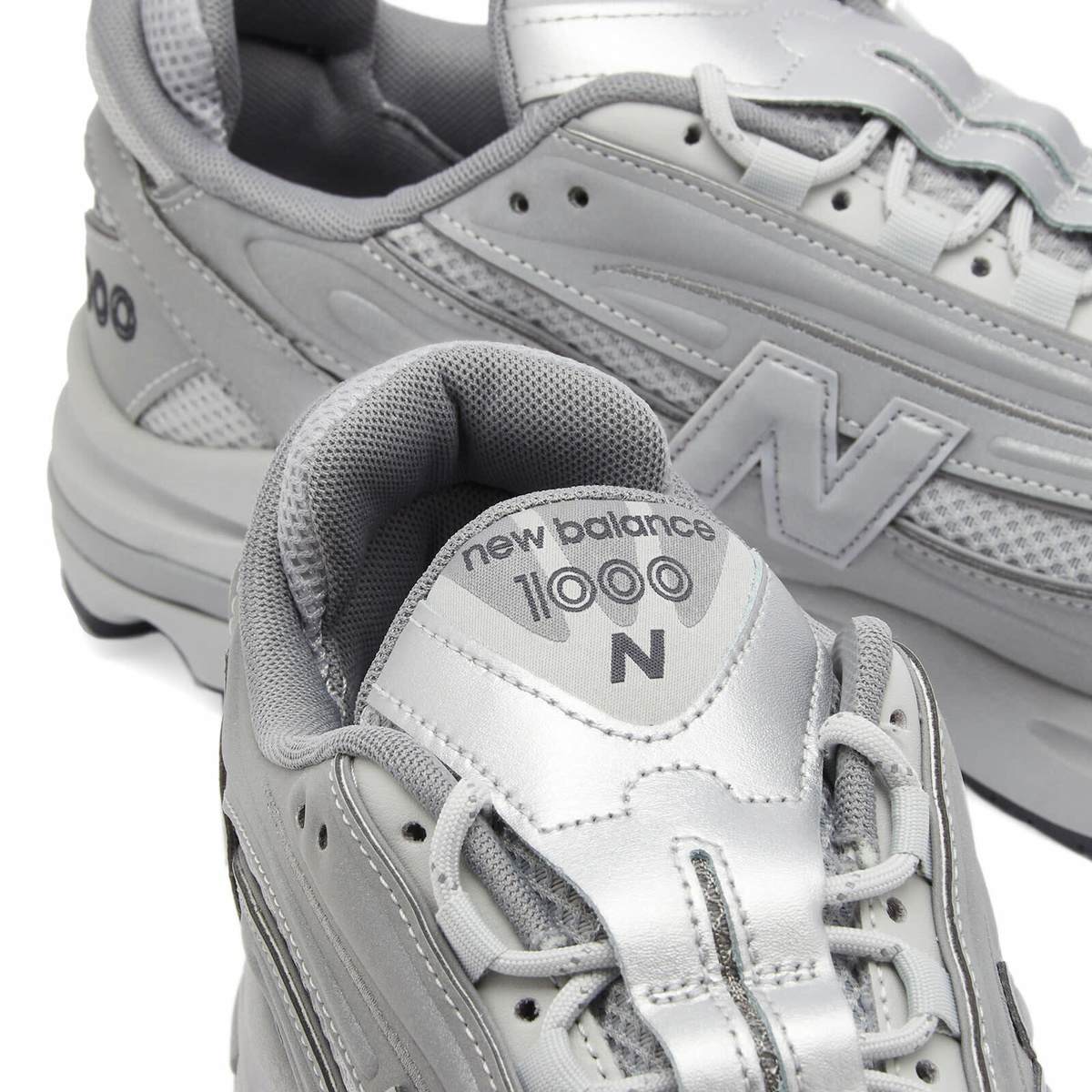 New Balance M1000TE in Silver Metallic New Balance