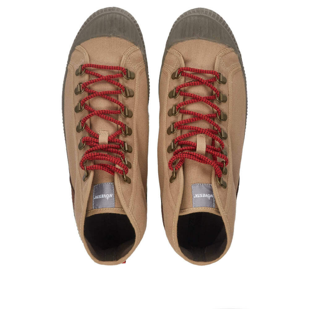 Novesta Men's Star Dribble Trampka Sneakers in Sesame/Grey Novesta