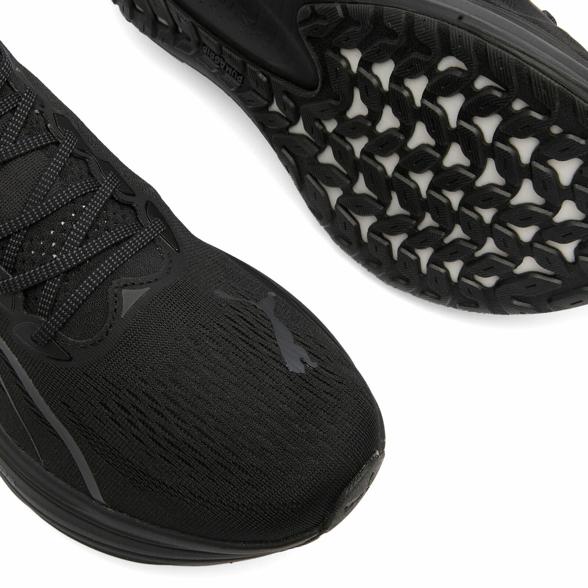 Puma MagMax NITRO Sneaker in Black/Galactic Gray Puma