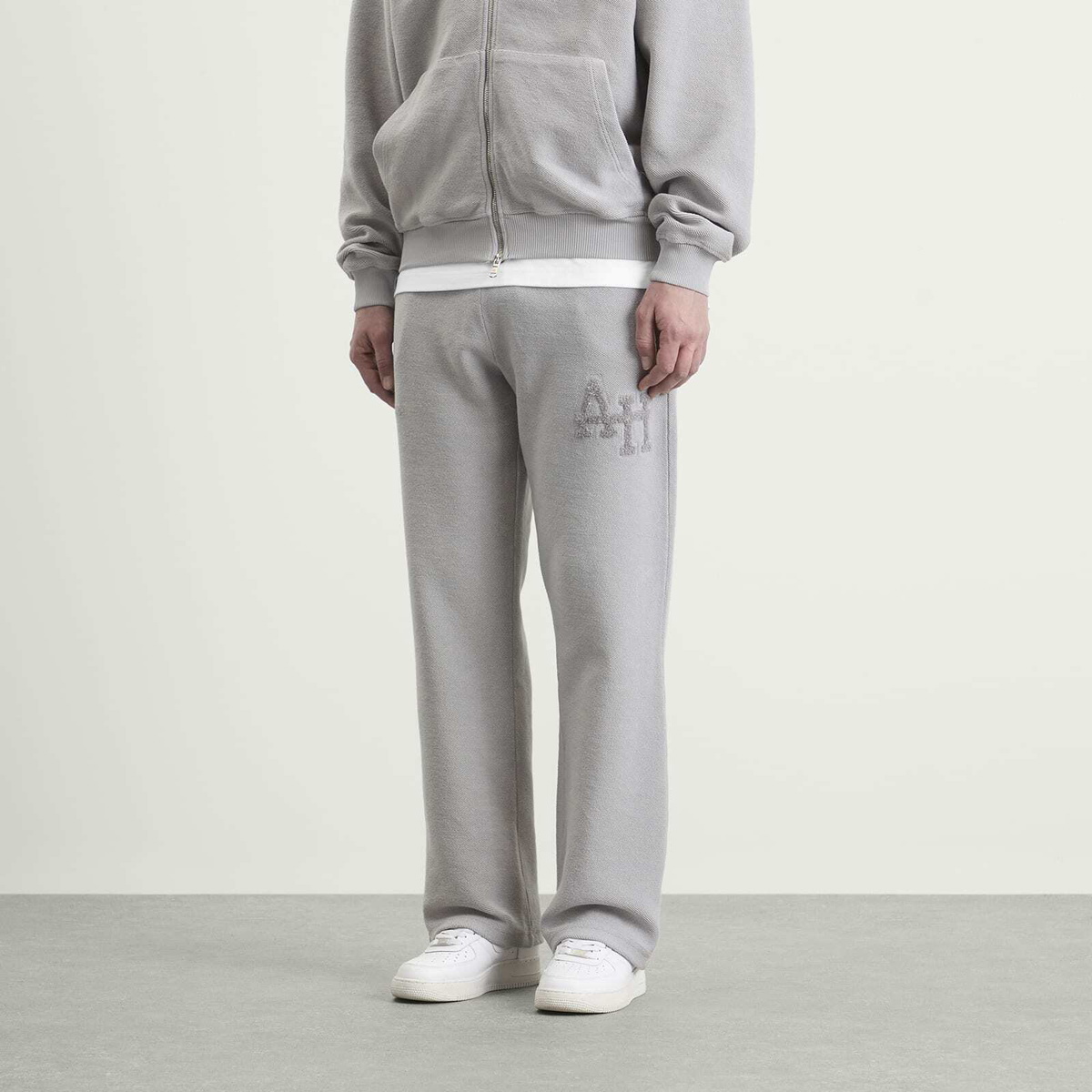 ANNIE HOOD Men's Inside Out College Straight Joggers in Washed Grey ...