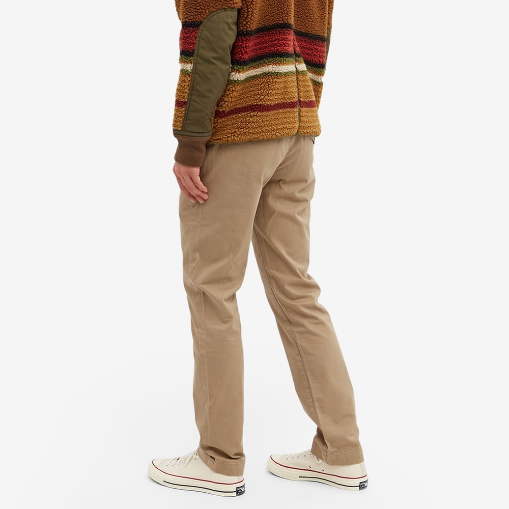 Barbour Men's Neuston Twill Chino in Stone Barbour
