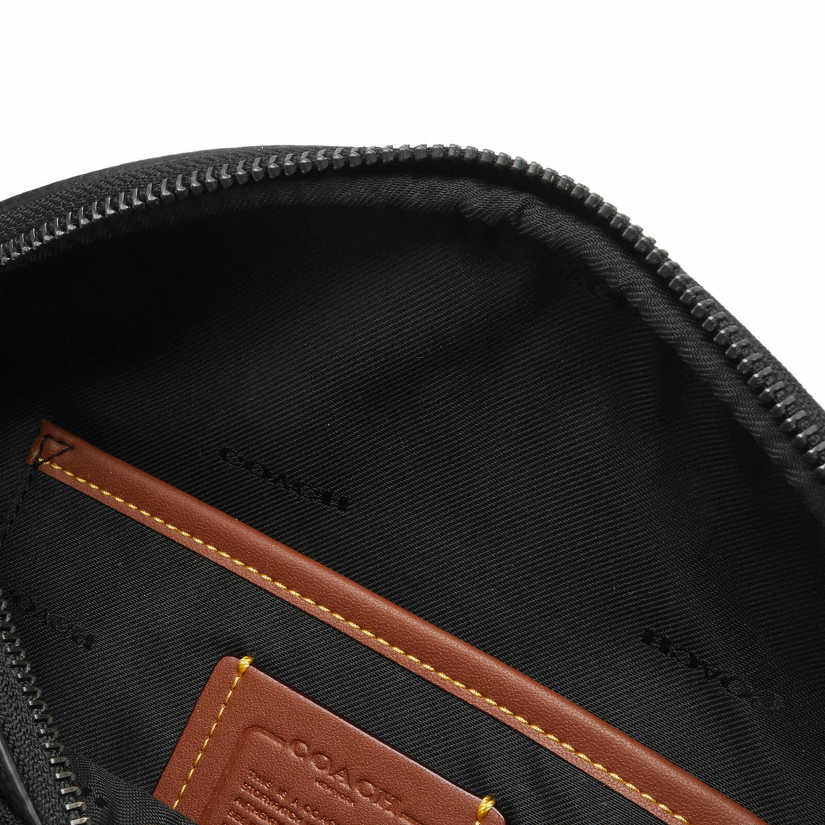 Coach Men's Pebble Belt Bag in Black Coach