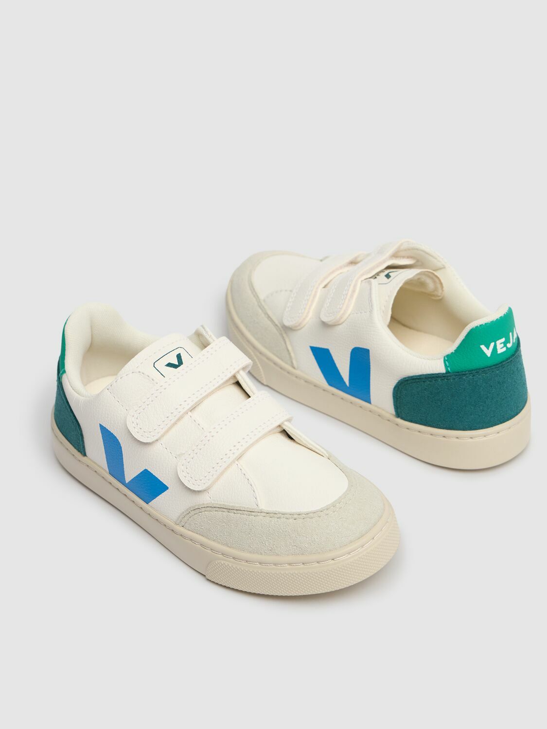 VEJA V-12 Chrome-free Leather Sneakers VEJA
