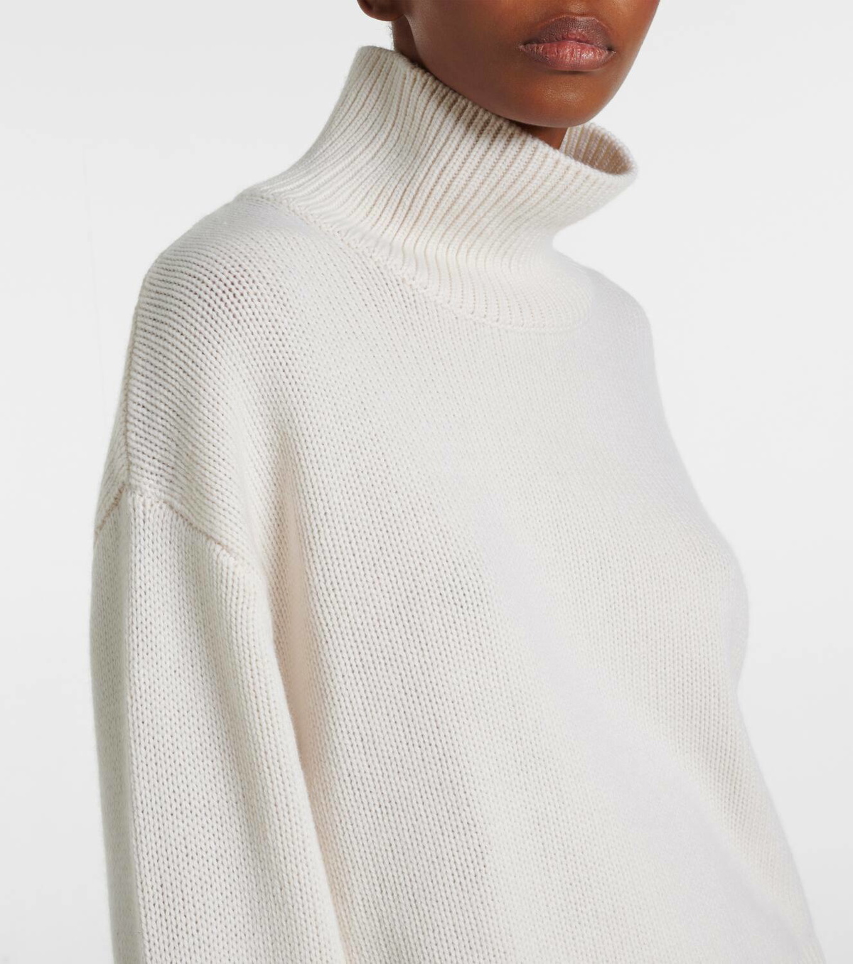 Lisa Yang Fleur cashmere turtleneck sweater Lisa Yang
