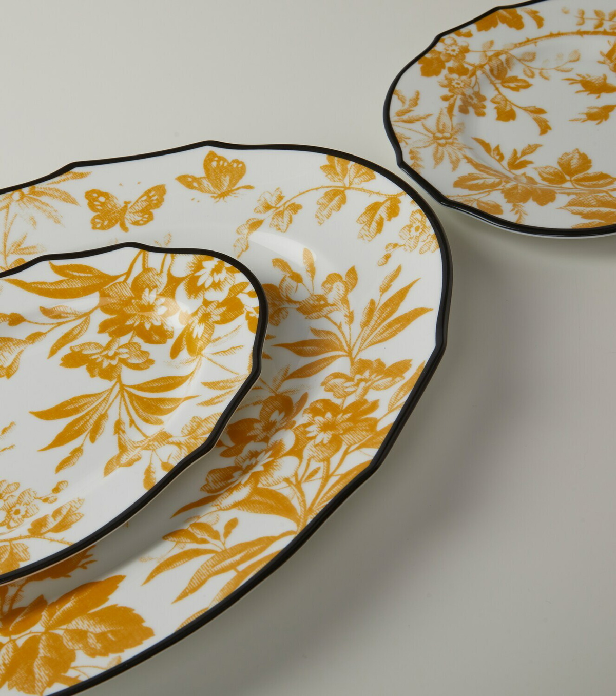 Gucci - Herbarium hors d'oeuvre porcelain plate Gucci