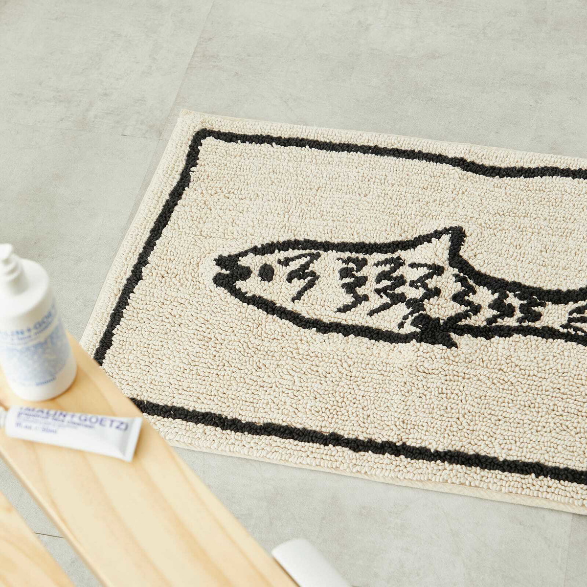 The Conran Shop Fish Bath Mat in Black/Cream The Conran Shop