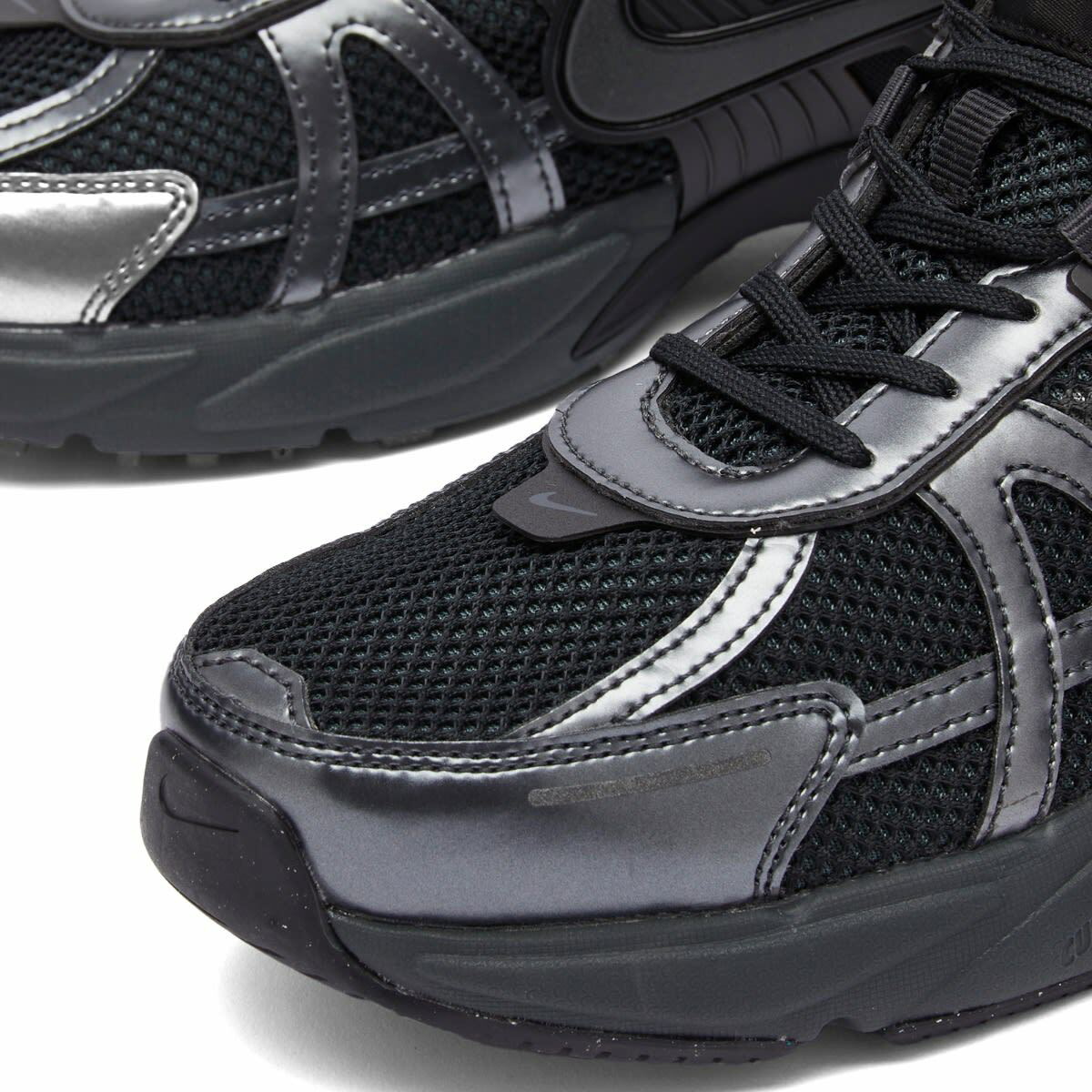 Nike Men's V2K Run Sneaker in Black/Smoke Grey/Anthracite Nike Nike Men's V2K Run Sneaker in Black/Smoke Grey/Anthracite Nike