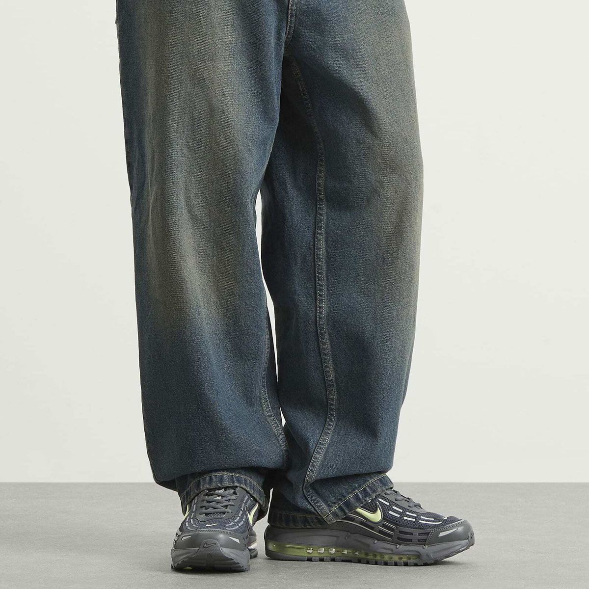 Nike Men's Air Max Tl 2.5 Sneaker in Iron Grey/Liquid Lime Nike
