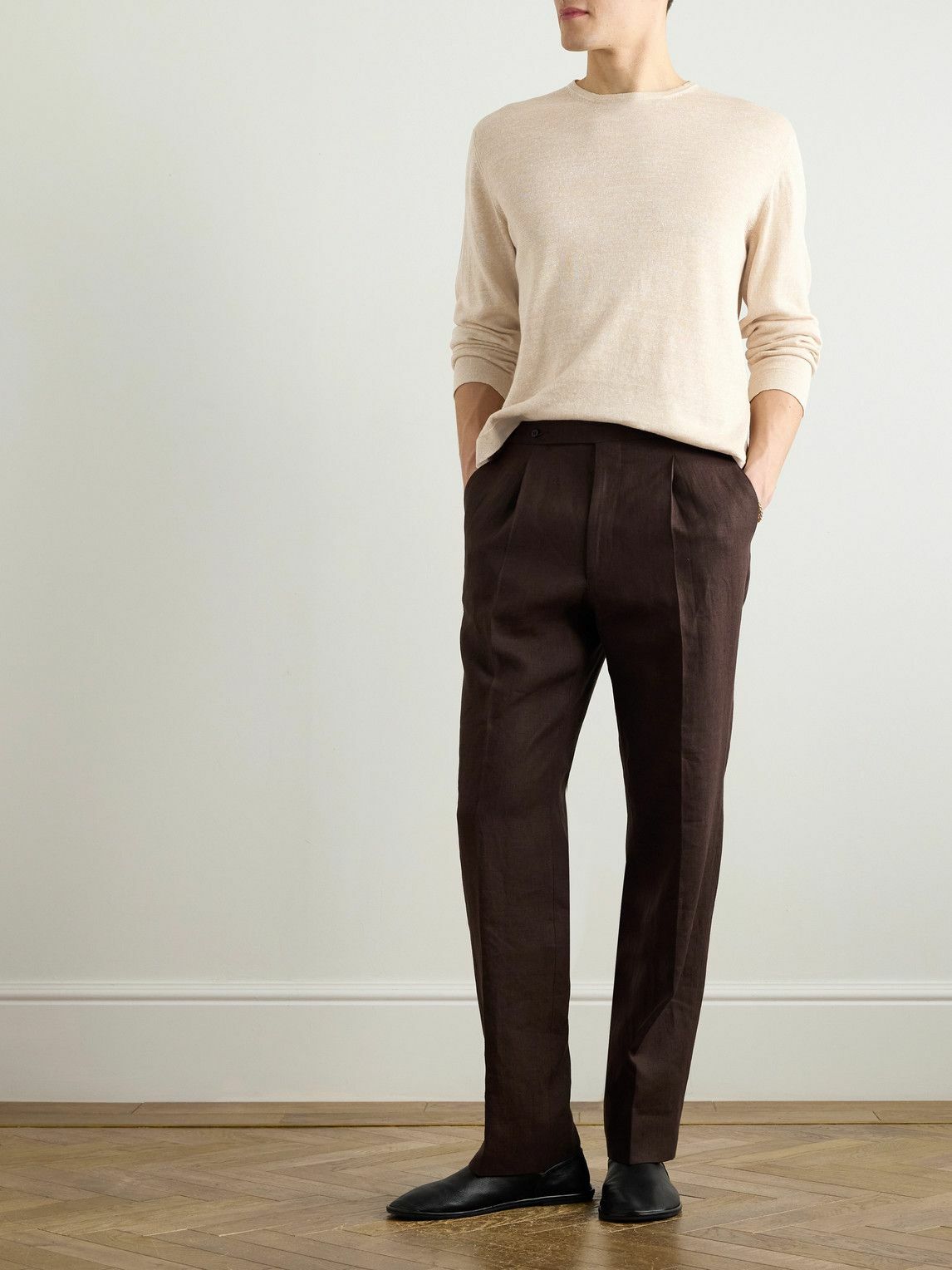 Stòffa - Straight-Leg Pleated Linen Trousers - Brown STÒFFA