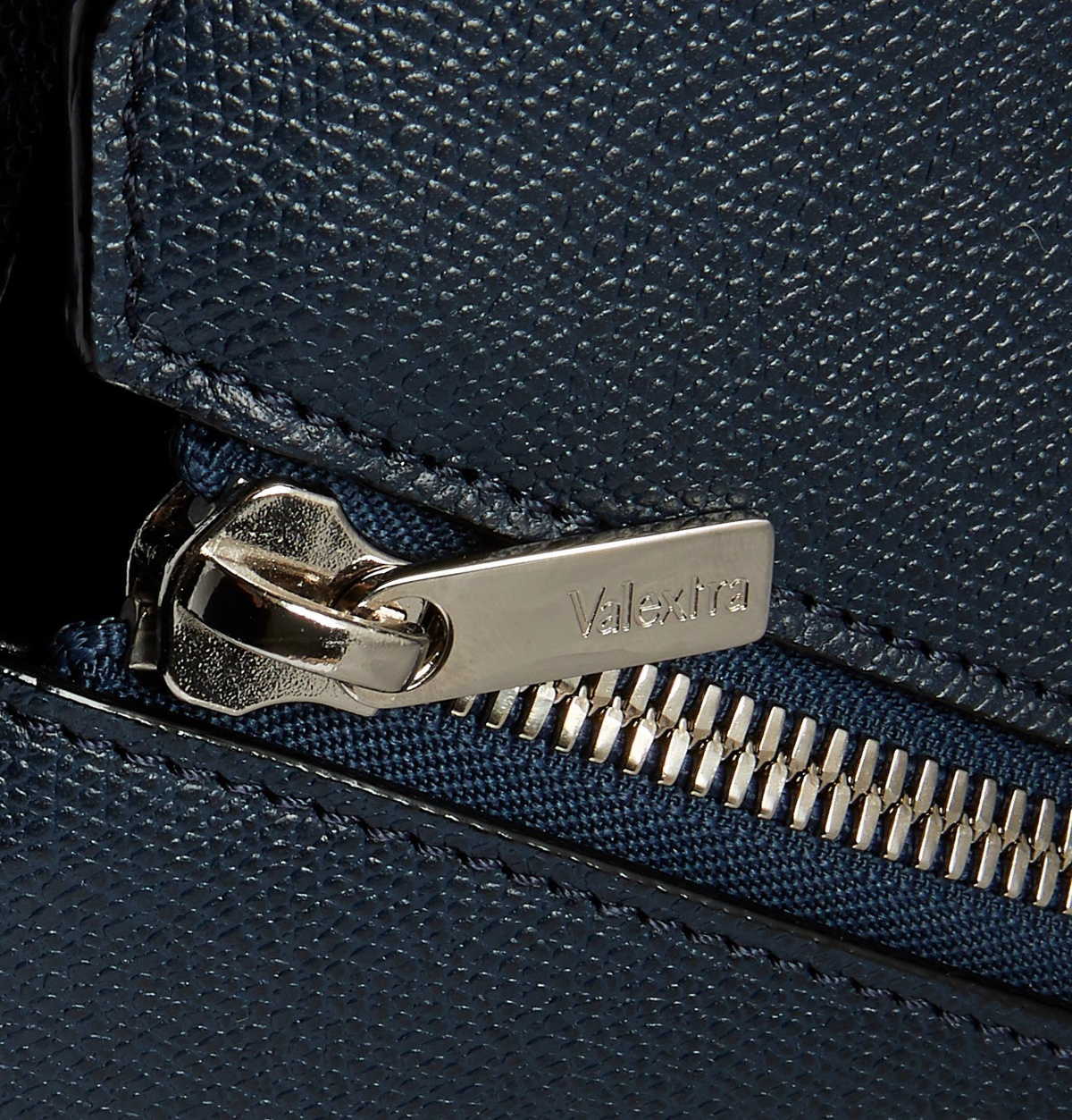 Valextra - Boston Pebble-Grain Leather Duffle Bag - Blue Valextra