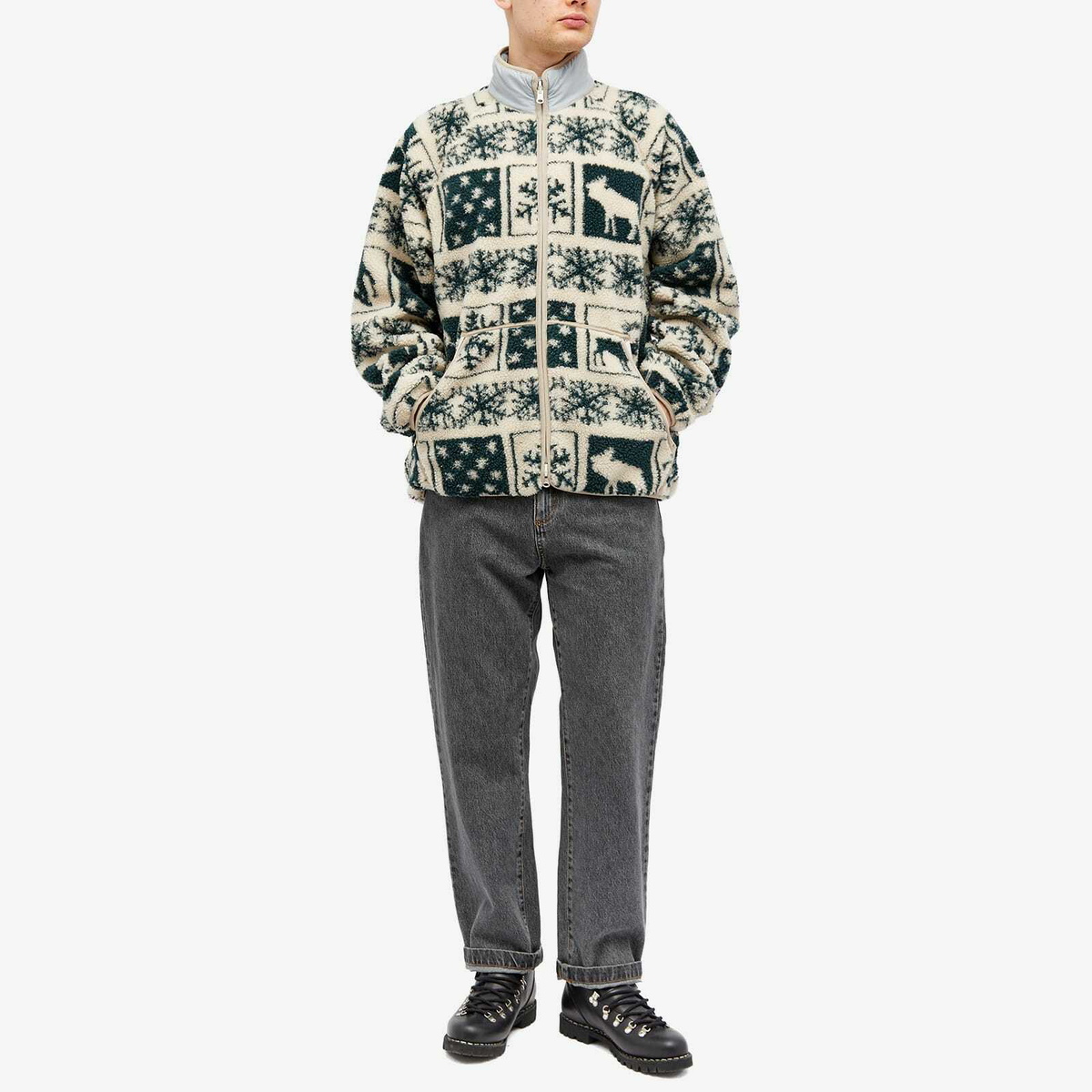 Beams Plus Men's MIL Reversible Jacquard Boa Fleece in Snow/Grey Beams Plus