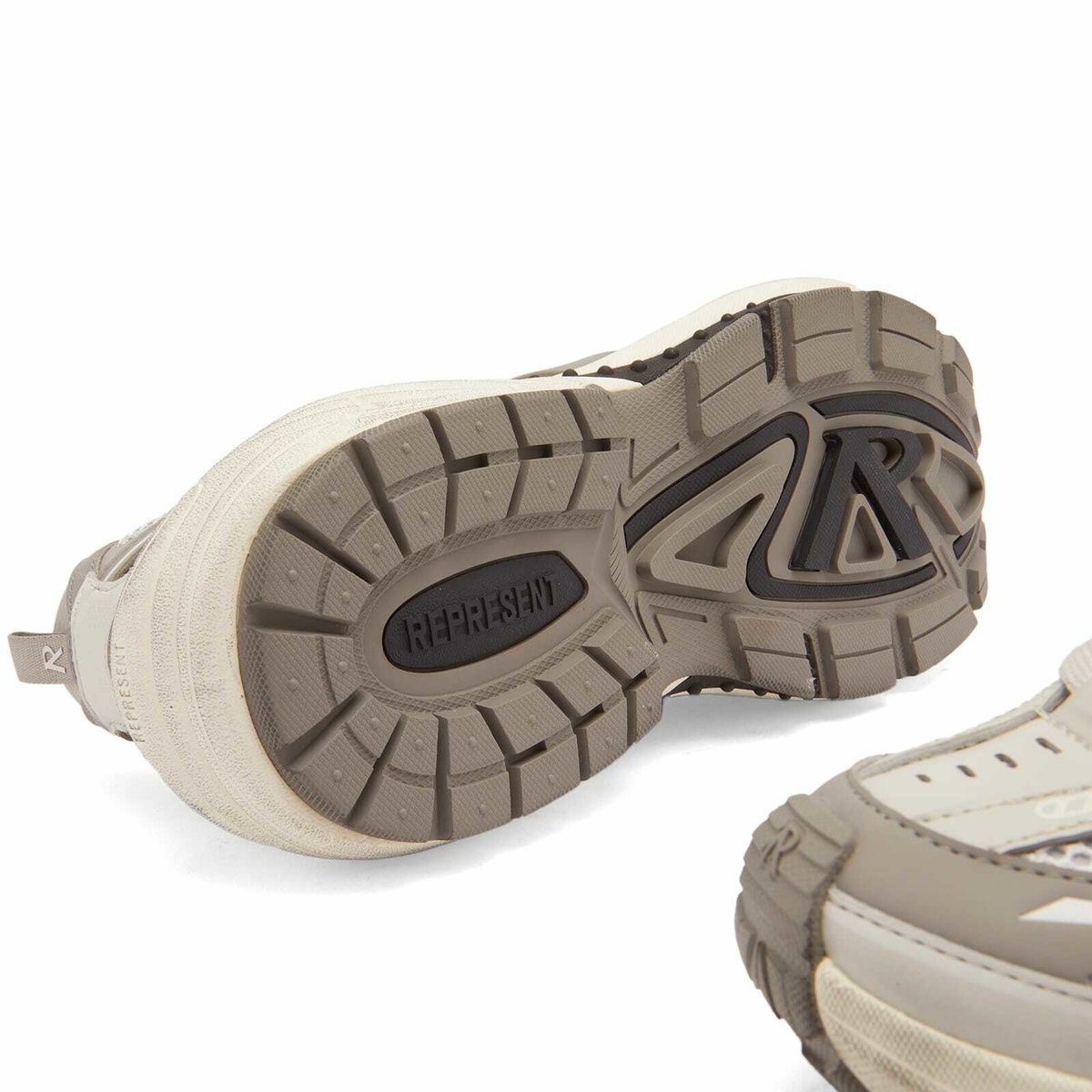 Represent Men's Storm Runner in Ultimate Grey Represent