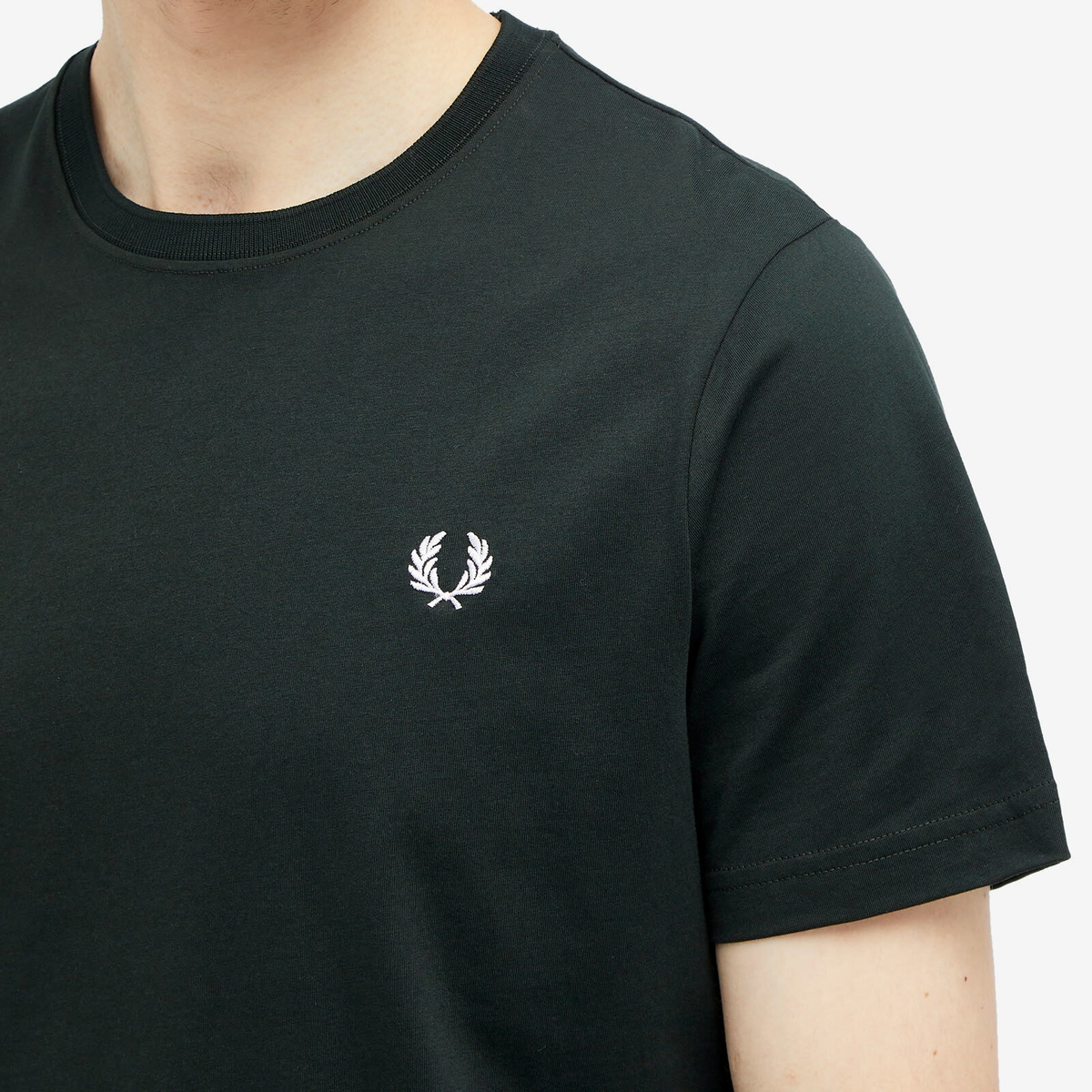 Fred Perry Men's Logo T-Shirt in Night Green Fred Perry
