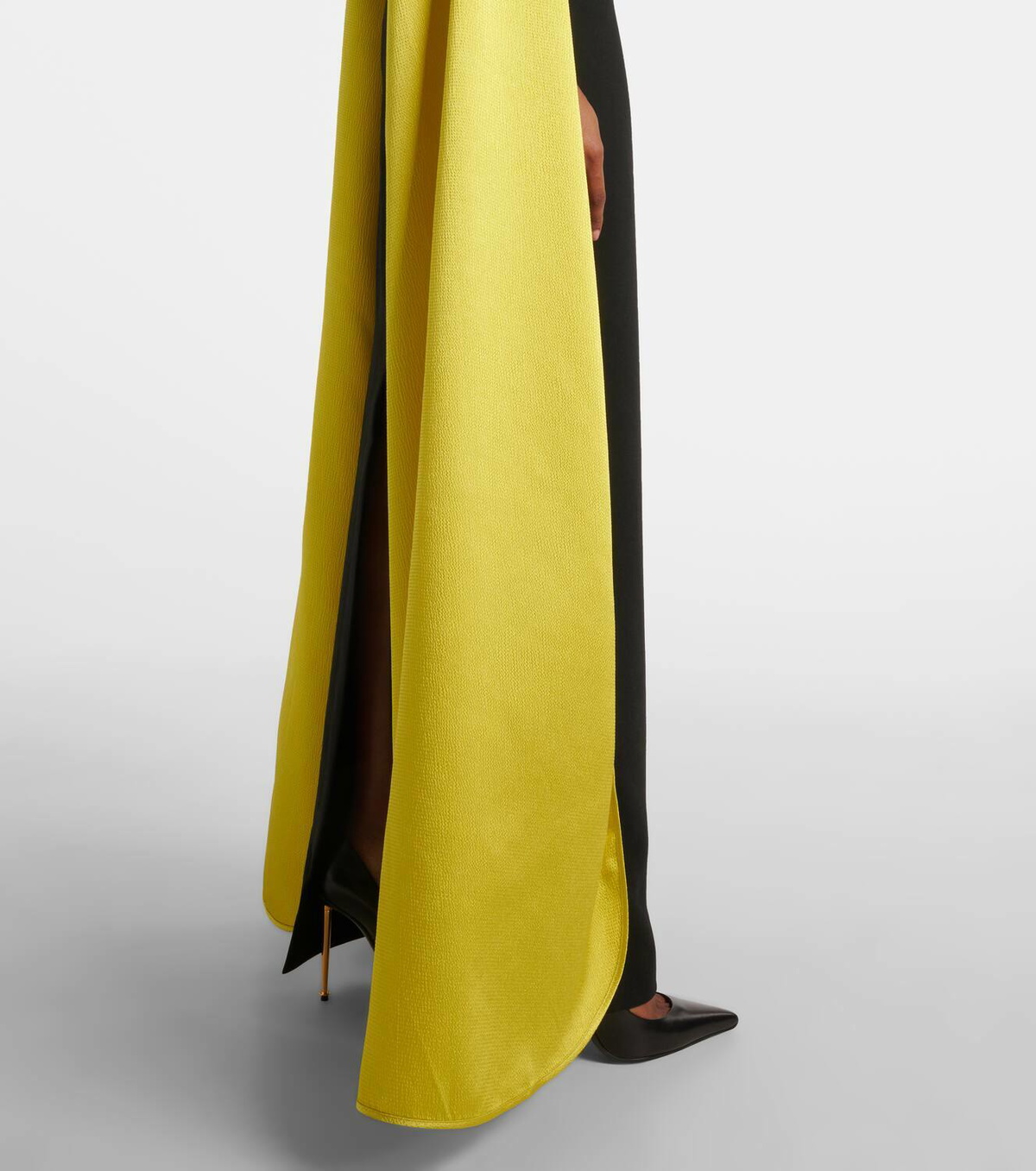 Solace London Adley crêpe gown Solace London