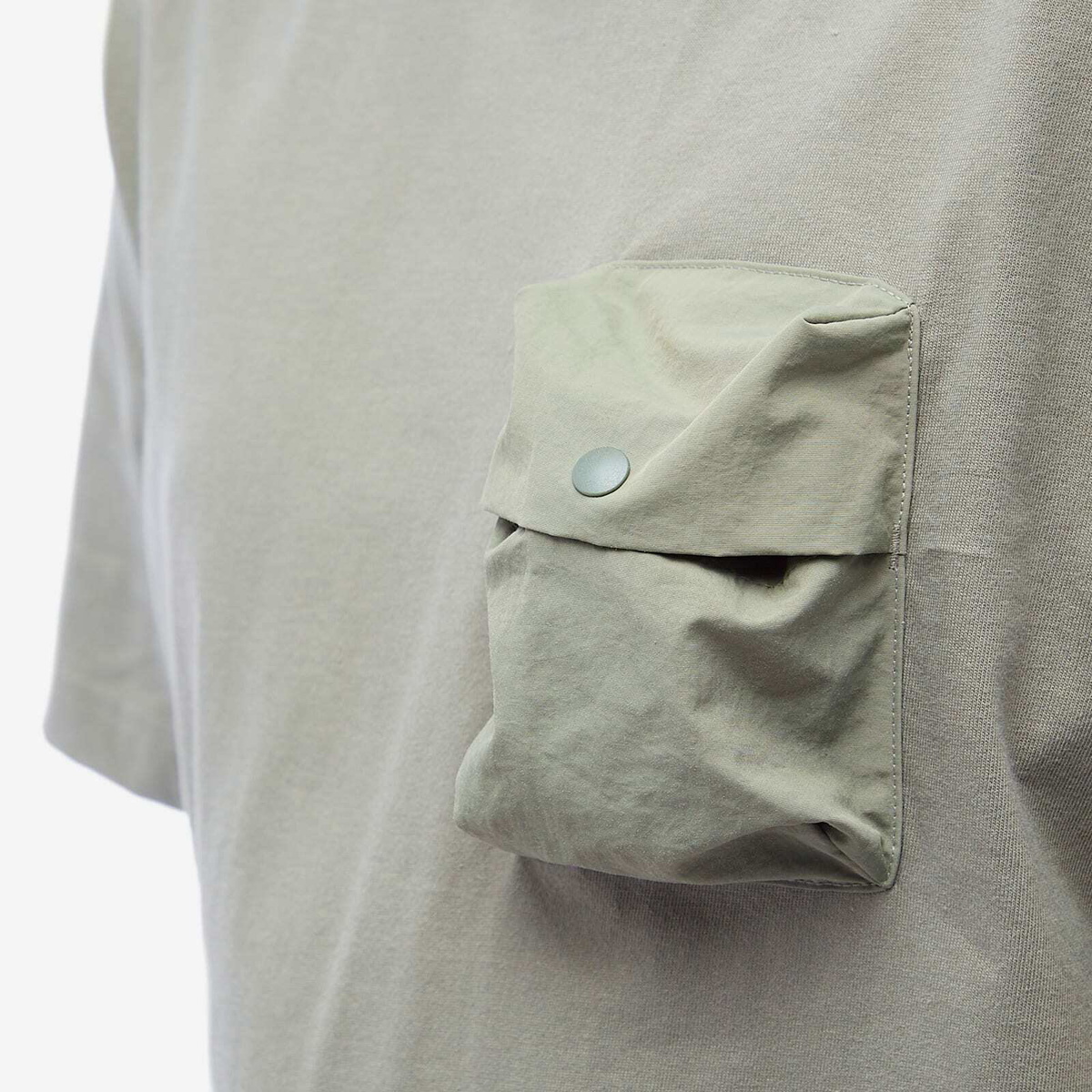 Uniform Bridge Men's M70 Pocket T-Shirt in Grey Uniform Bridge