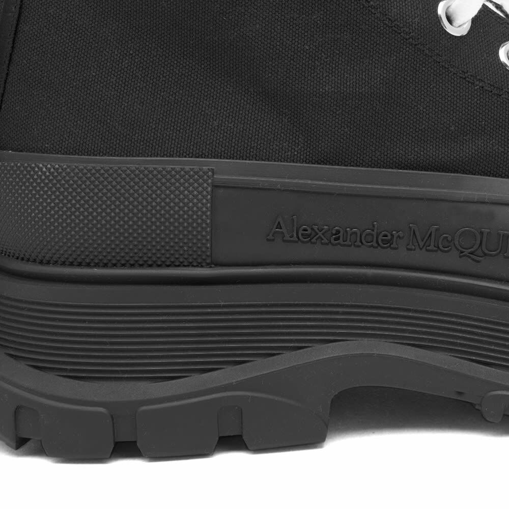 Alexander McQueen Men's Tread Slick Boot in Black Alexander McQueen