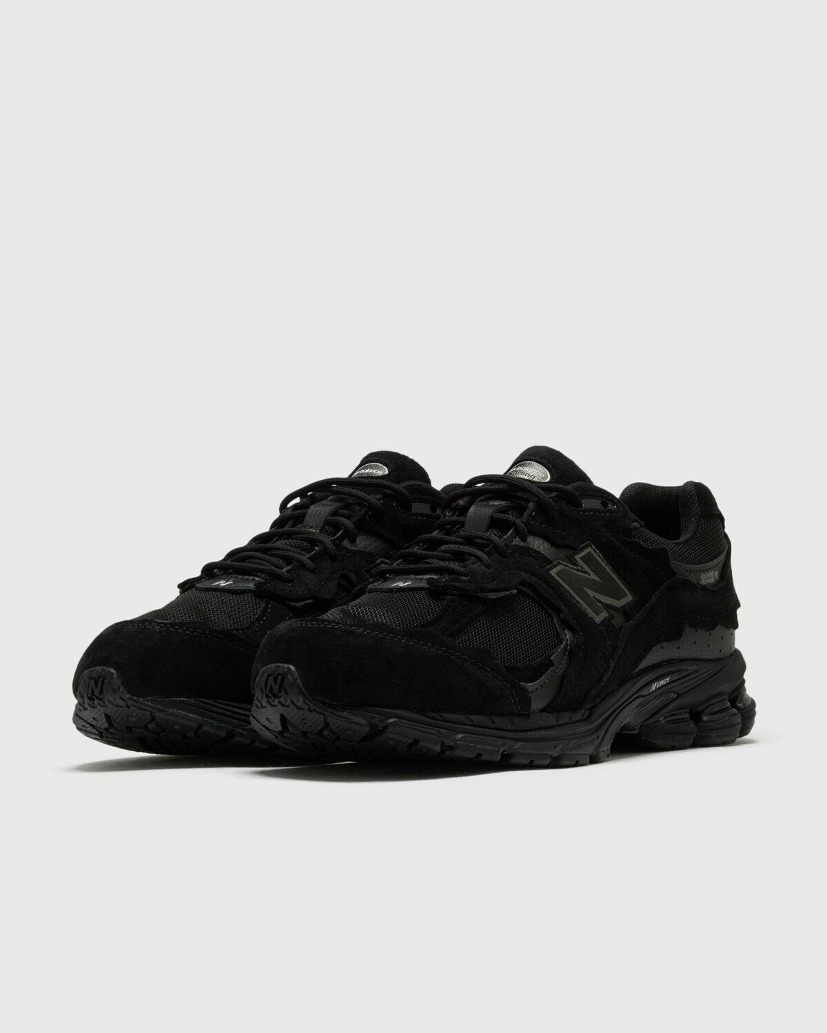 New Balance 2002 Black Mens Lowtop New Balance