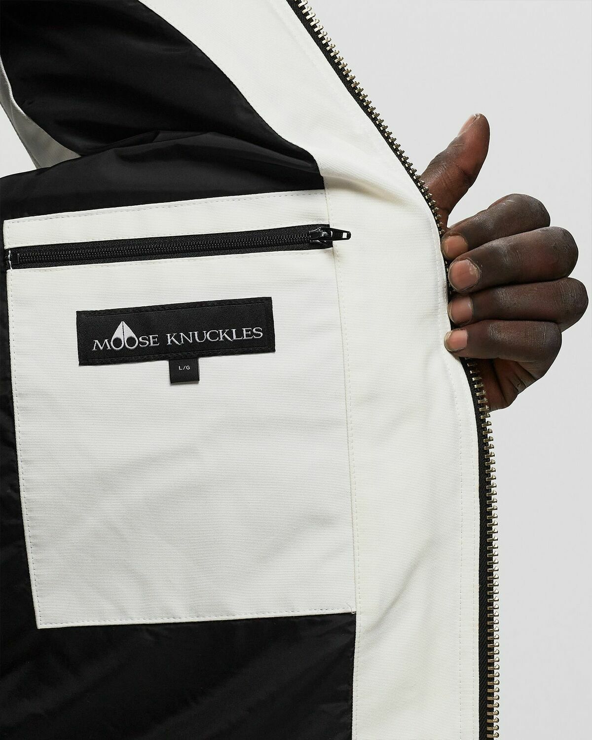 Moose Knuckles Montreal Vest White Vests Moose Knuckles
