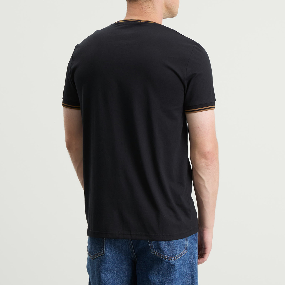 Fred Perry Men's Twin Tipped T-Shirt in Black/Shadedston Fred Perry