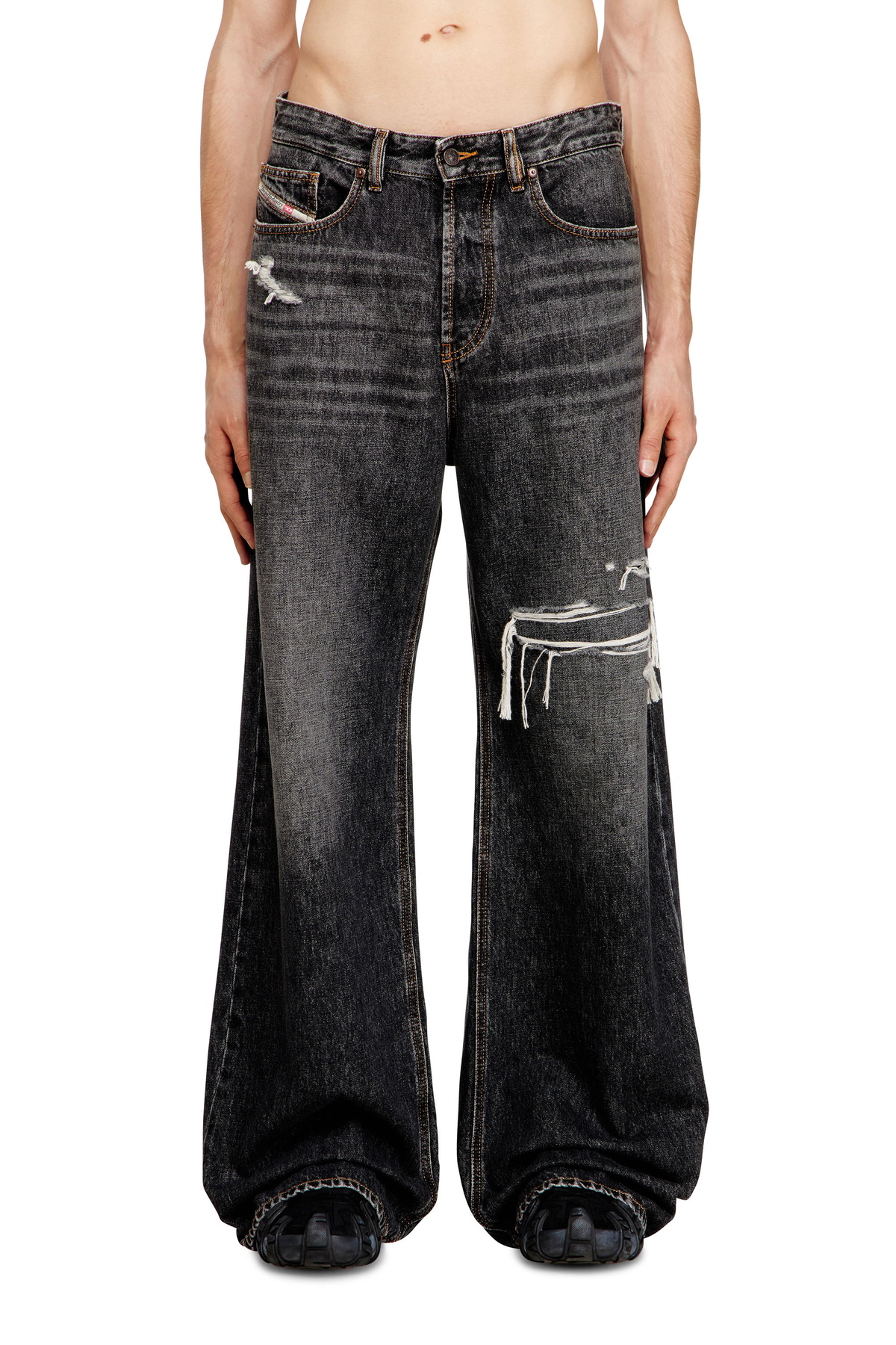 Diesel Relaxed Jeans - D-Rise - Jeans Mens in Black Diesel