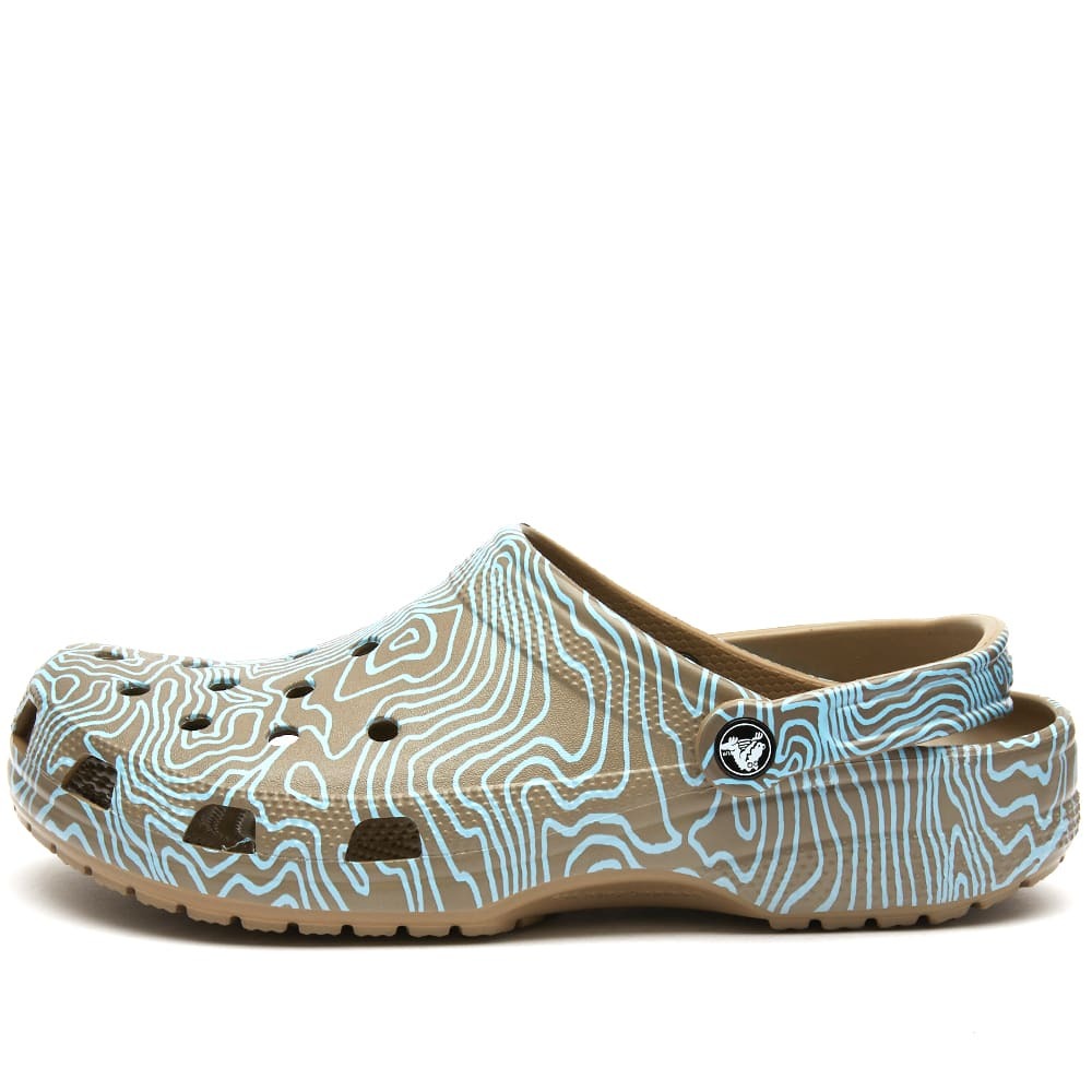 Crocs Classic Topographic Clog in Khaki/Multi Crocs