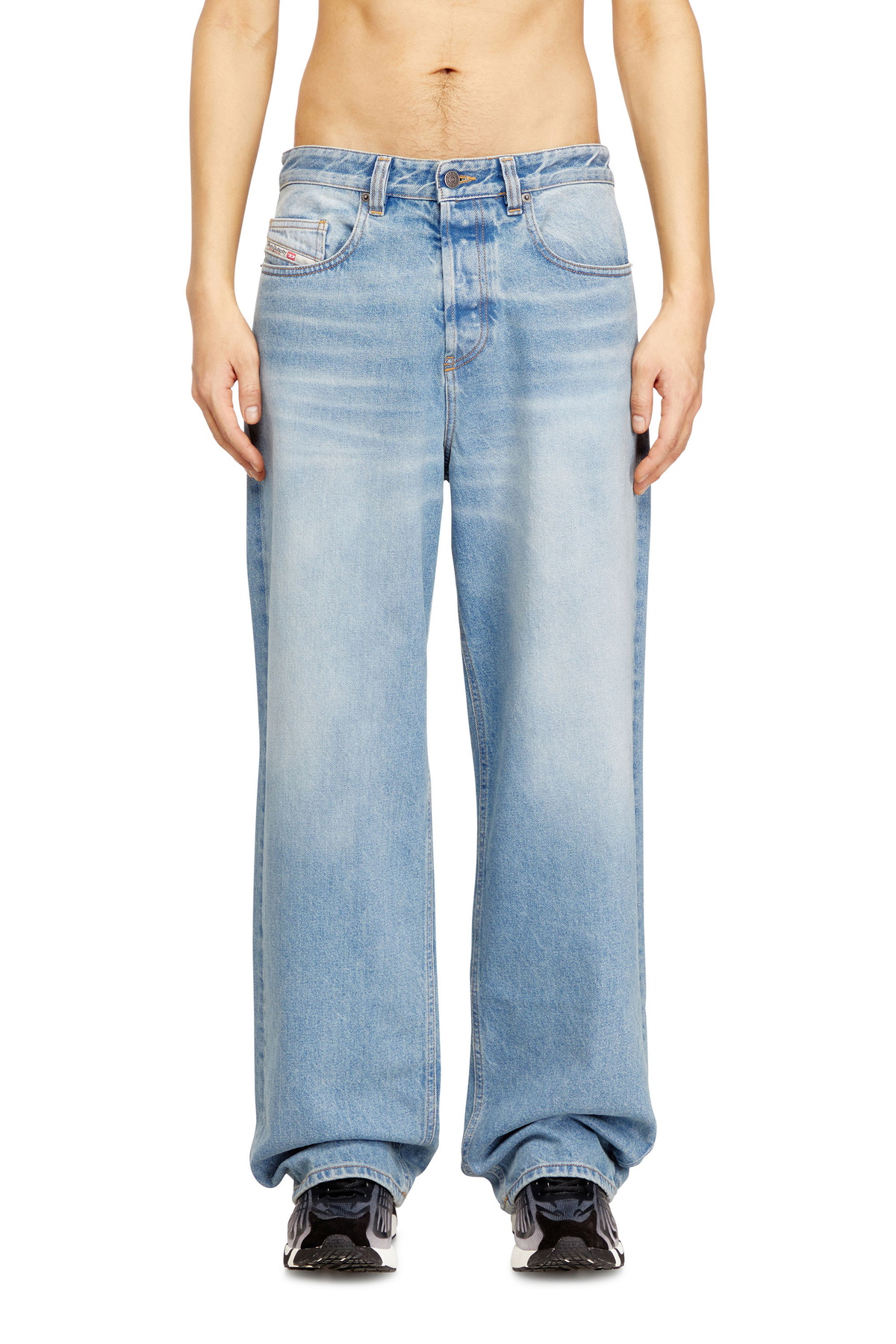 Diesel Relaxed Jeans - 2001 D-Macro - Jeans Mens in Blue Diesel