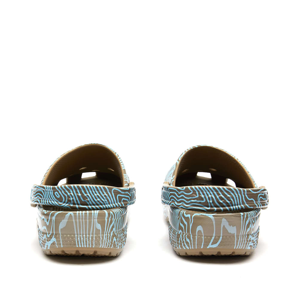 Crocs Classic Topographic Clog in Khaki/Multi Crocs