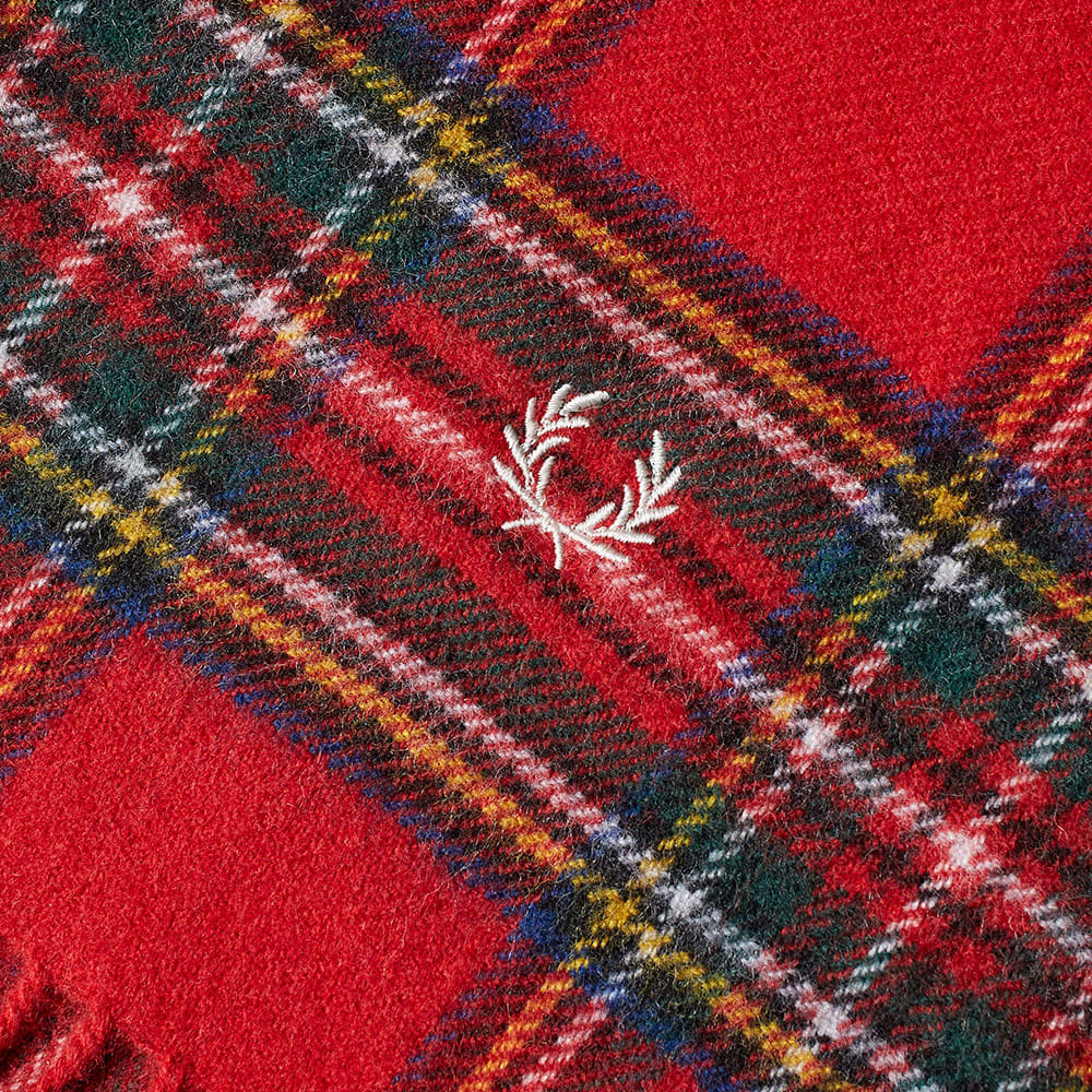 Fred Perry Authentic Men's Royal Stewart Tartan Scarf in Red Fred Perry ...
