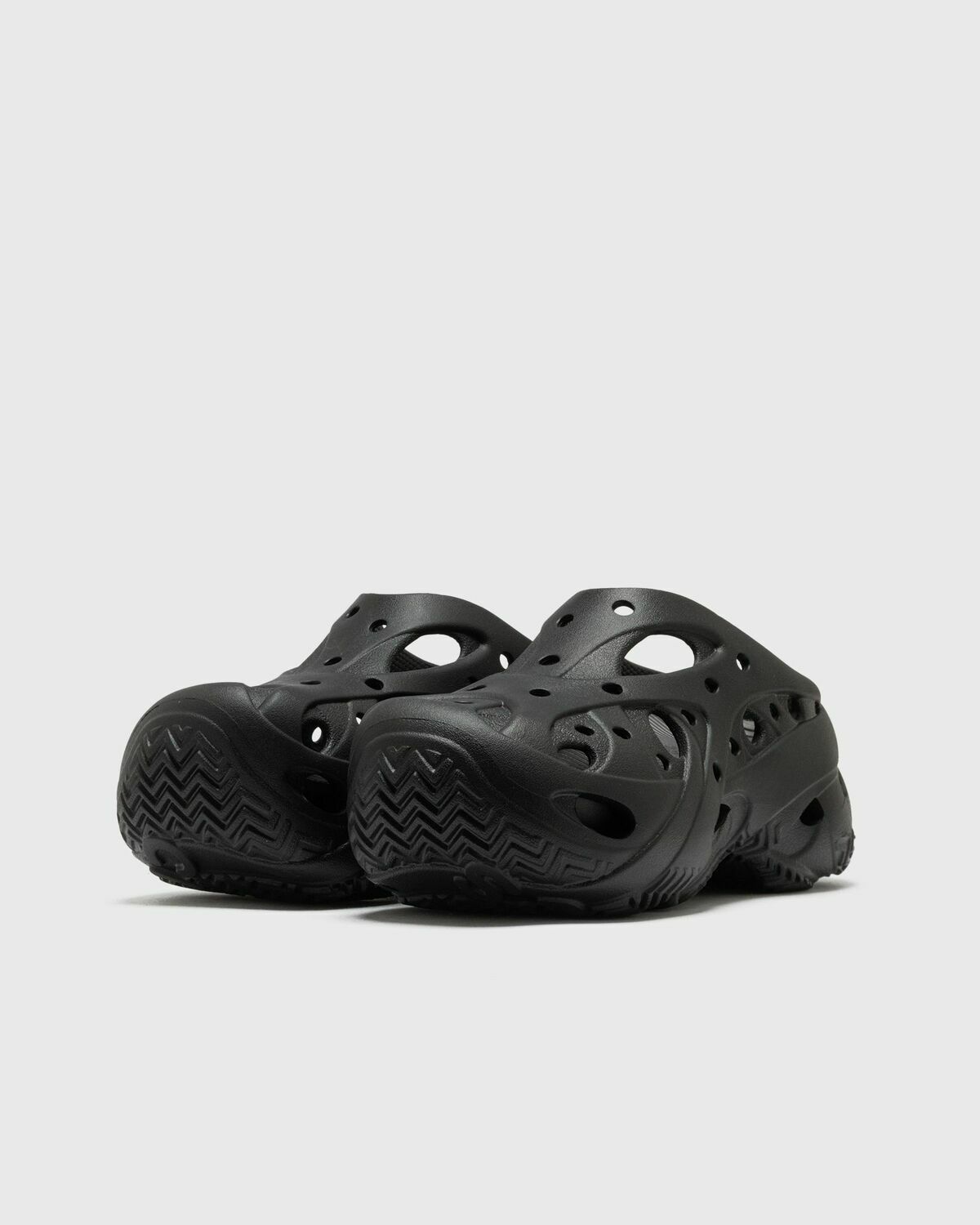 Crocs Caged Clog Black Mens Sandals & Slide Crocs