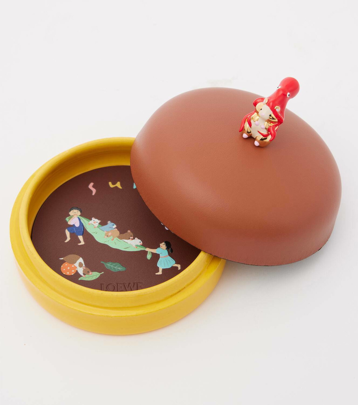 Loewe x Suna Fujita Hamster ceramic and leather box Loewe Loewe x Suna Fujita Hamster ceramic and leather box Loewe