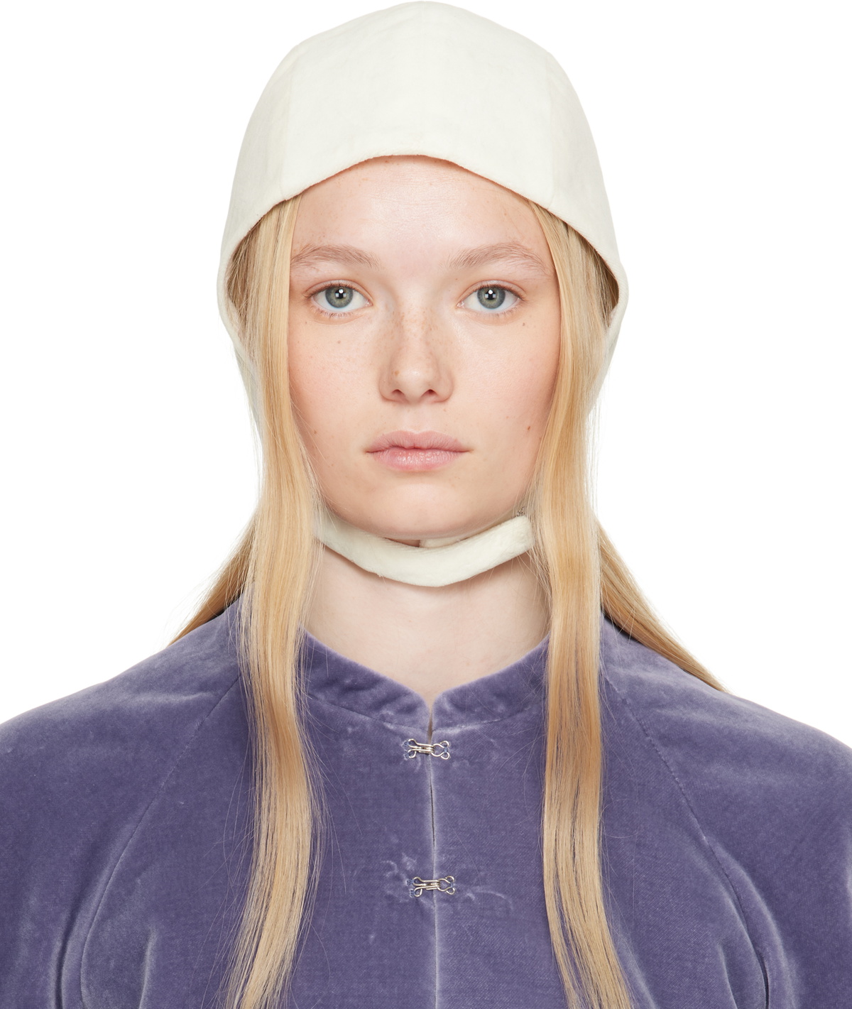 COLLEEN ALLEN White Velvet Hooded Cap COLLEEN ALLEN