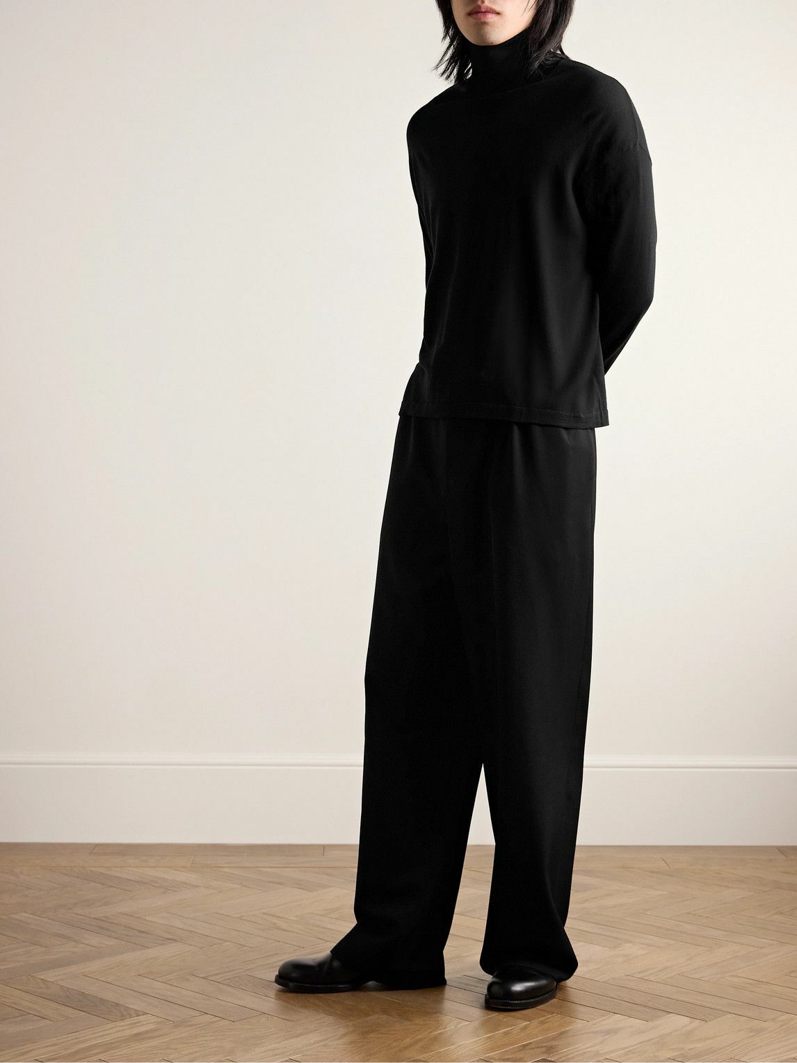 The Row - Mavel Wool Rollneck Sweater - Black The Row
