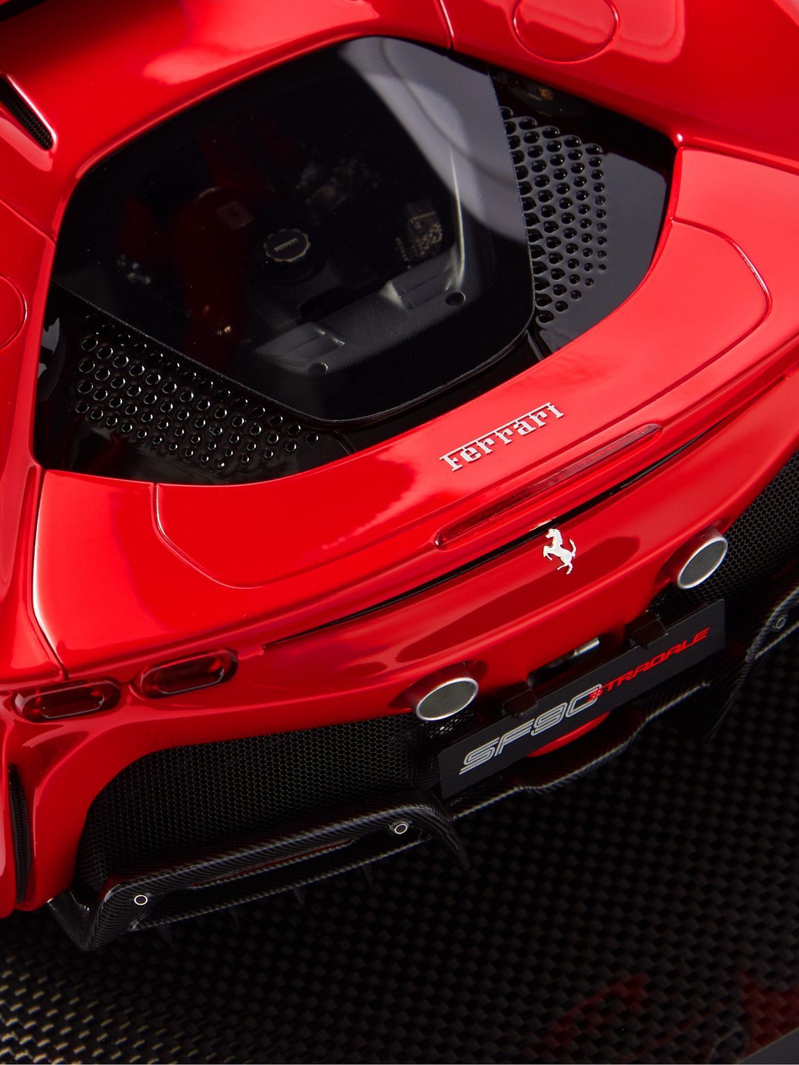 Amalgam Collection - Ferrari SF90 Stradale 1:12 Model Car Amalgam ...